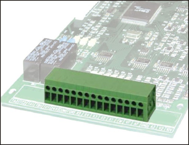 UL94-V0 PCBのターミナル ブロックPA66の黄銅/銅/鋼鉄20A/400V 5.00ピッチM2.5ねじ